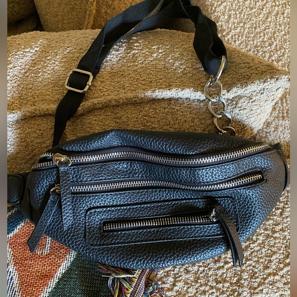 wild fable | Bags | Nwot Black Vegan Leather Fanny Belt Bag | Poshmark
